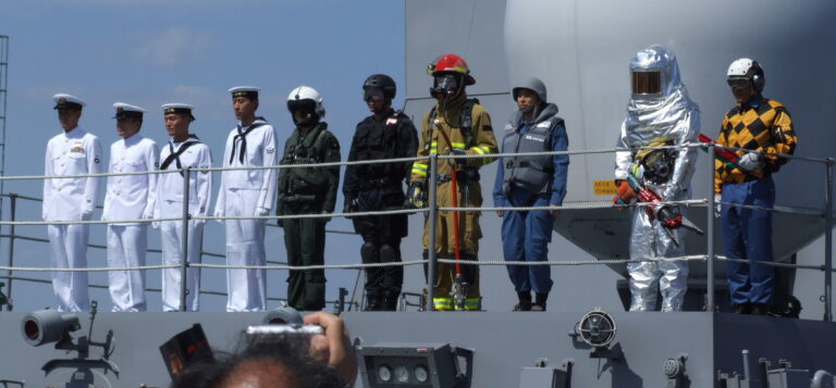 階級による自衛官の違いとは？ | とうりょうの人生お役立ち経験談